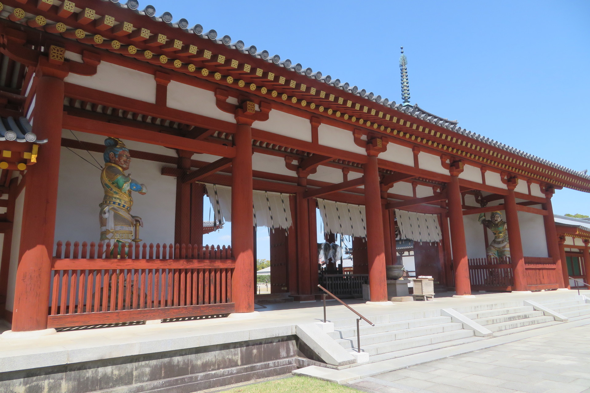 西ノ京散策（2） 薬師寺: 日常雑感